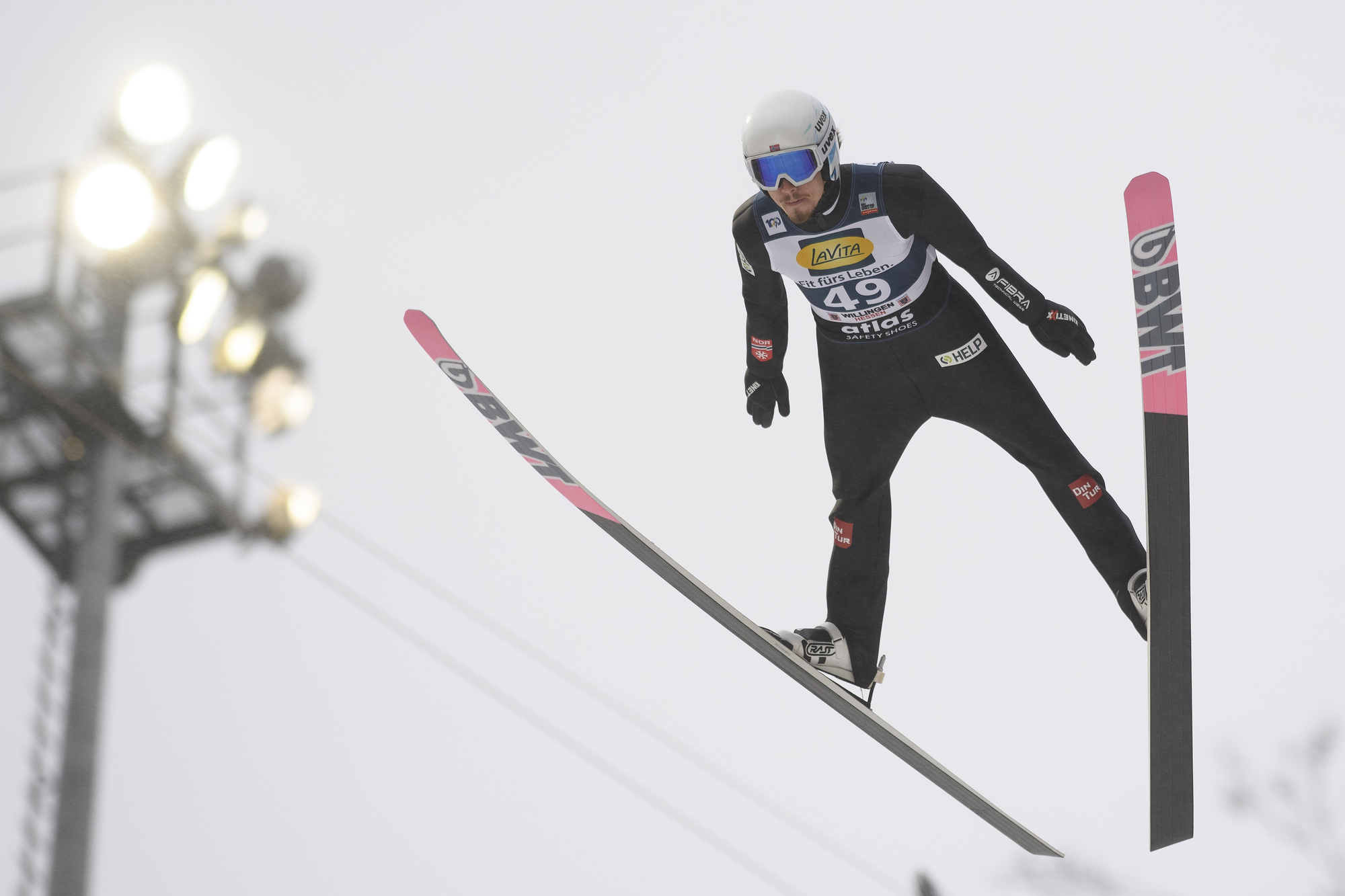 Sesongens første World Cup-seier i hopp