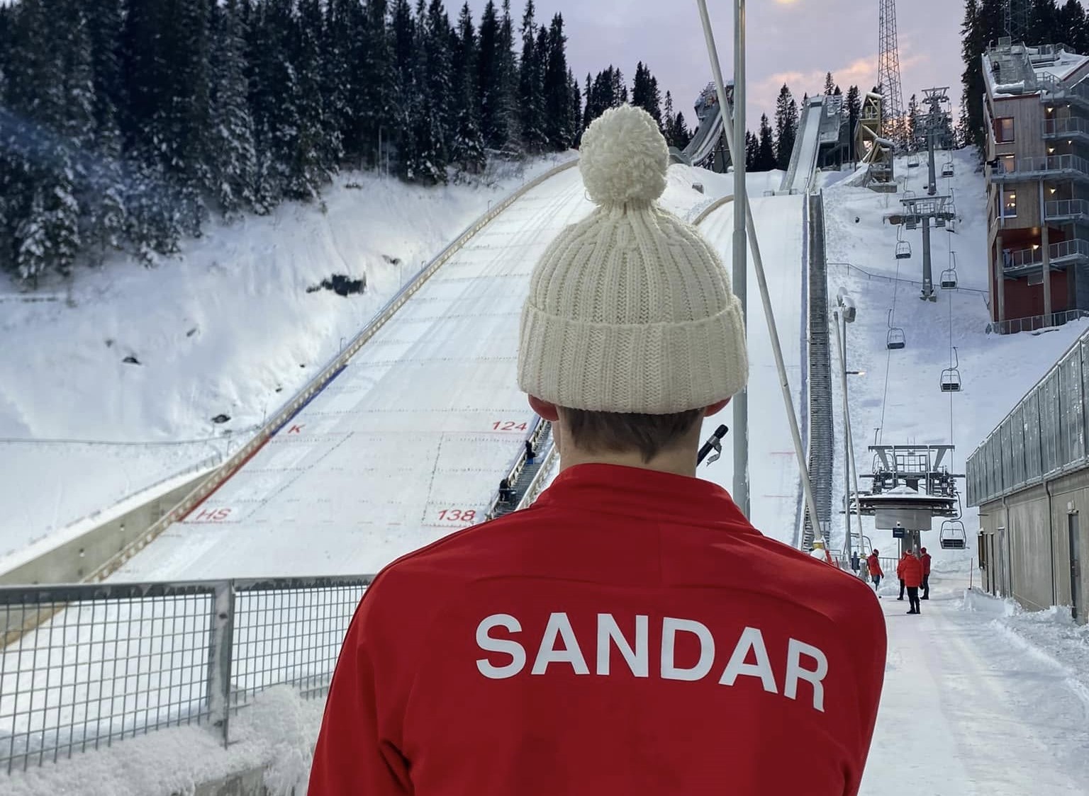 God oppdrift og lange hopp i kretsen | Skiforbundet
